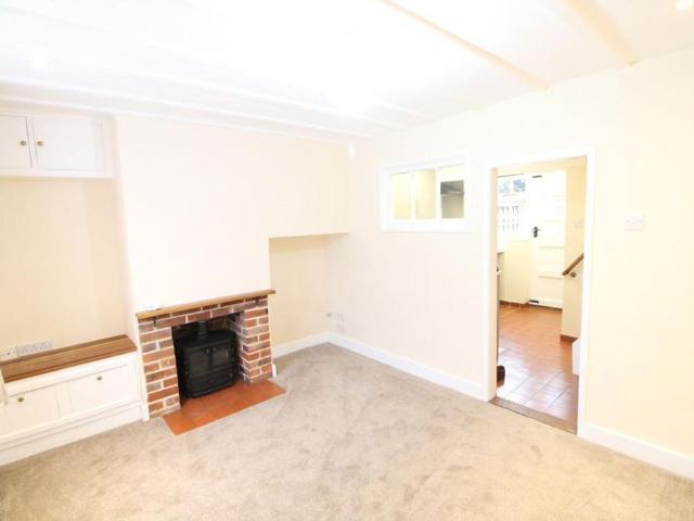 1 bedroom terraced house to rent