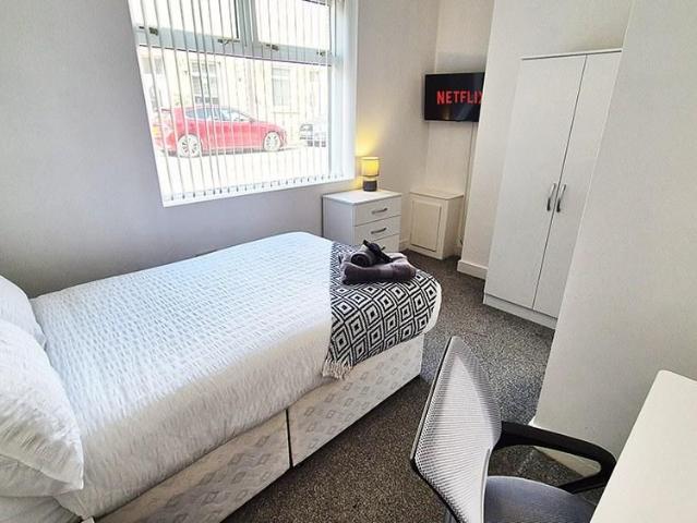 1 bedroom terraced house to rent