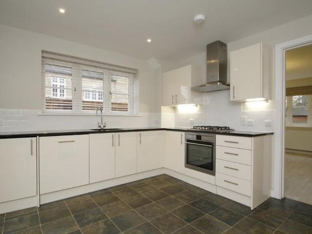 1 bedroom terraced house to rent