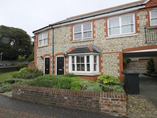 1 bedroom terraced house to rent