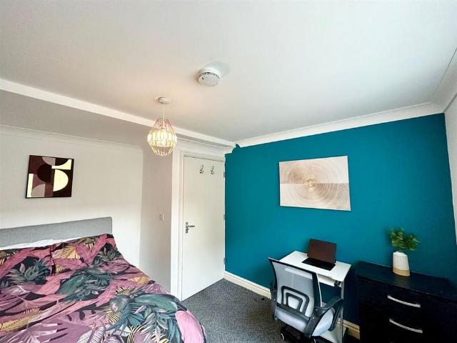 1 bedroom terraced house to rent