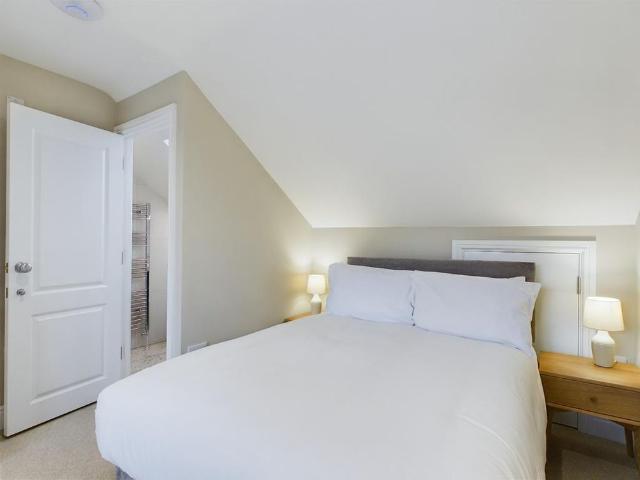 1 bedroom terraced house to rent