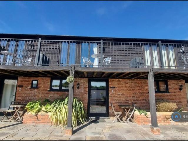 1 bedroom terraced house to rent