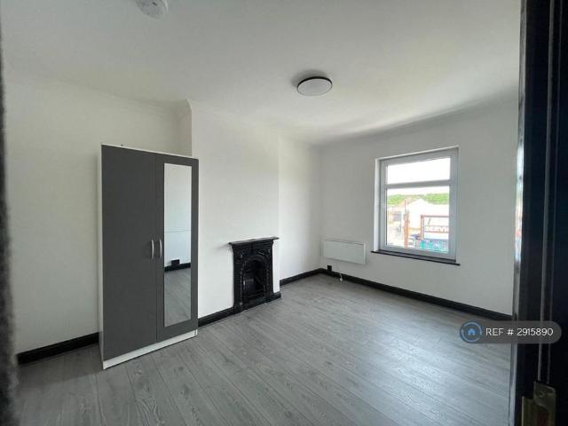1 bedroom terraced house to rent