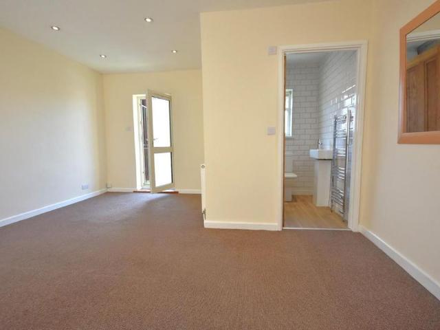 1 bedroom terraced house to rent