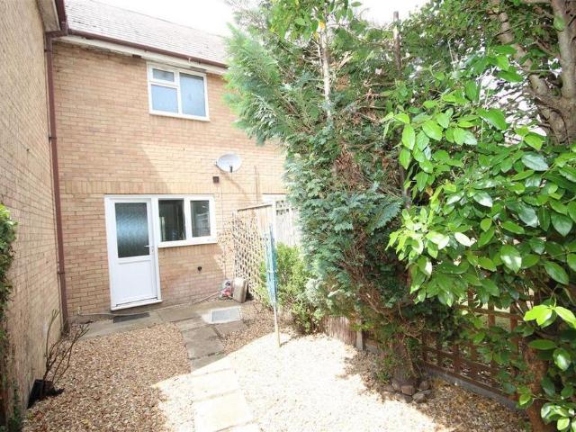1 bedroom terraced house to rent