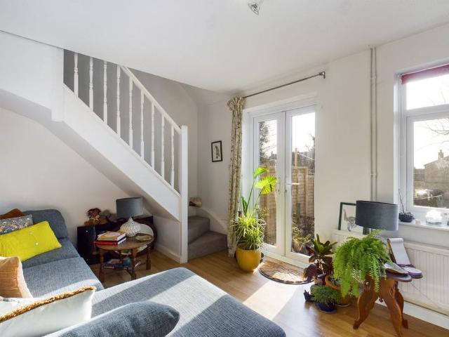 1 bedroom terraced house to rent