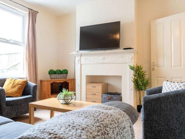 1 bedroom terraced house to rent