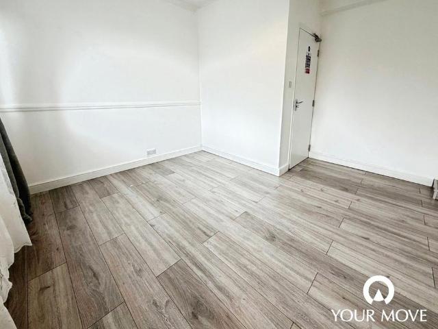1 bedroom in a house share to rent