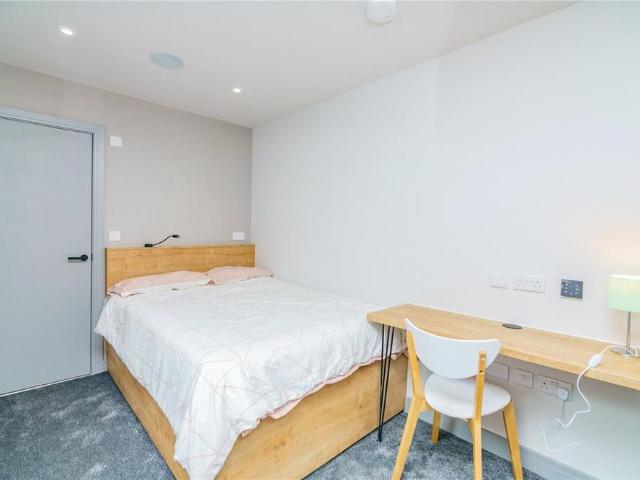 1 bedroom terraced house to rent