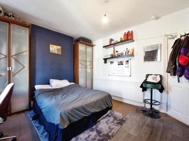 1 bedroom terraced house to rent