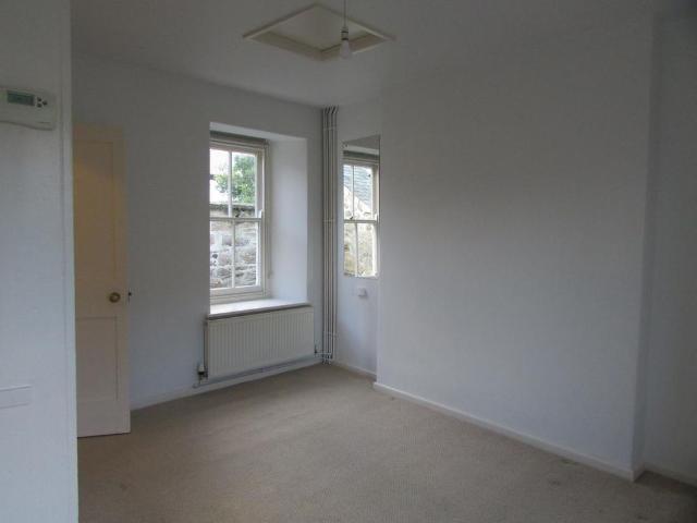 1 bedroom terraced house to rent