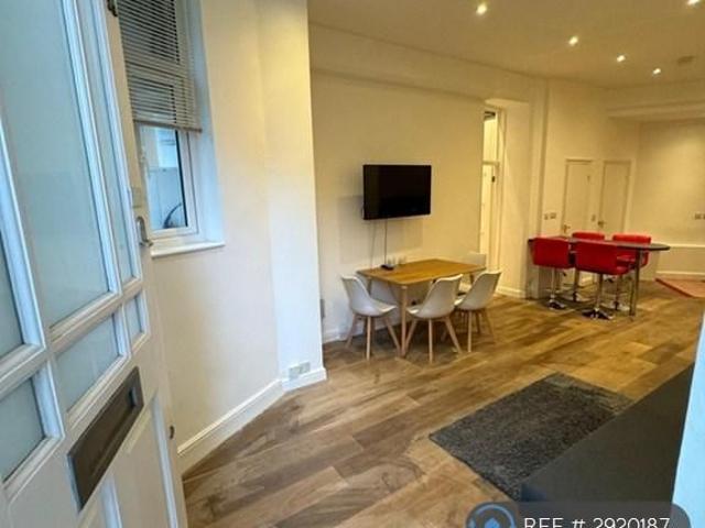 1 bedroom terraced house to rent