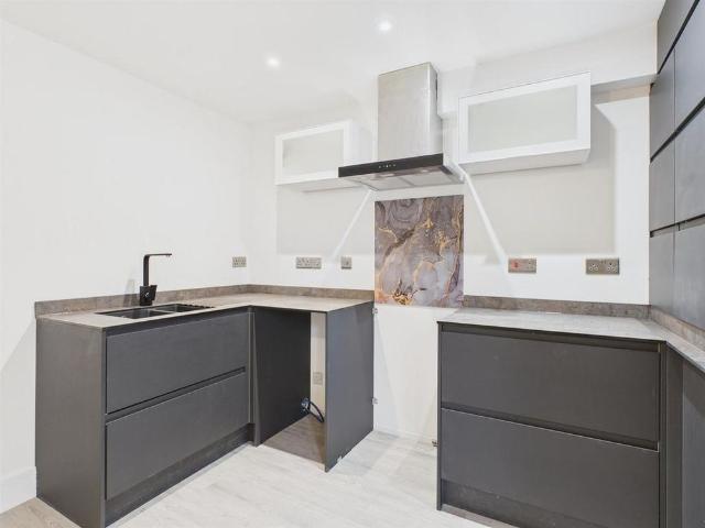 1 bedroom terraced house to rent