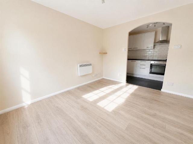 1 bedroom terraced house to rent