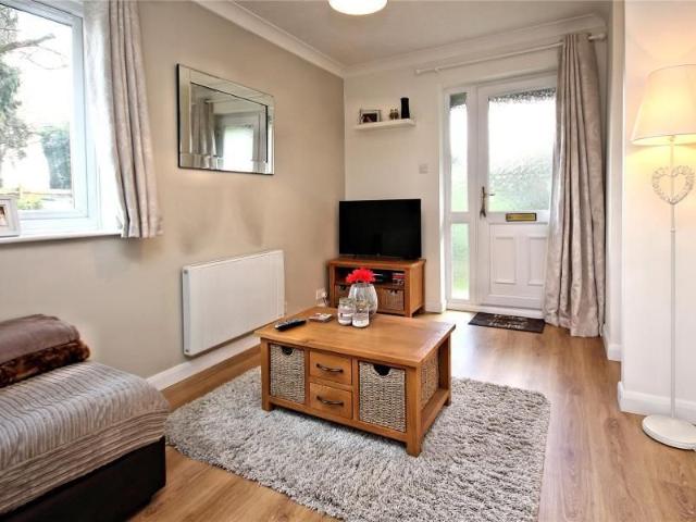 1 bedroom terraced house to rent
