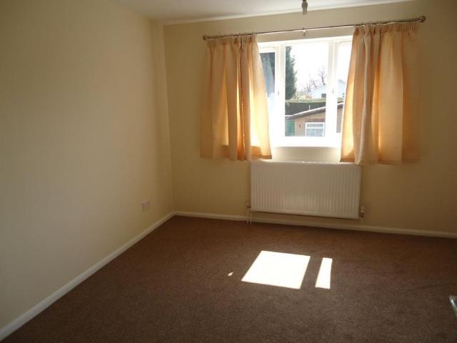 1 bedroom terraced house to rent