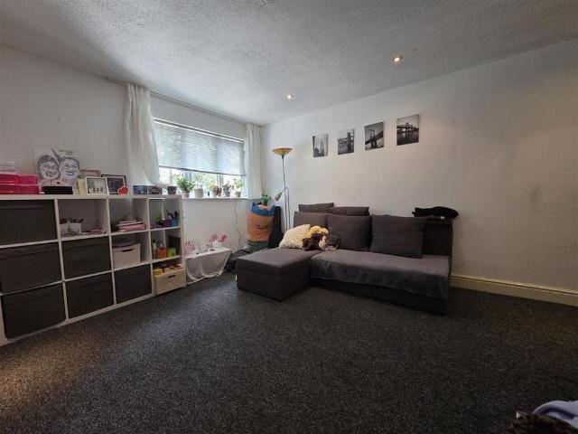 1 bedroom terraced house to rent