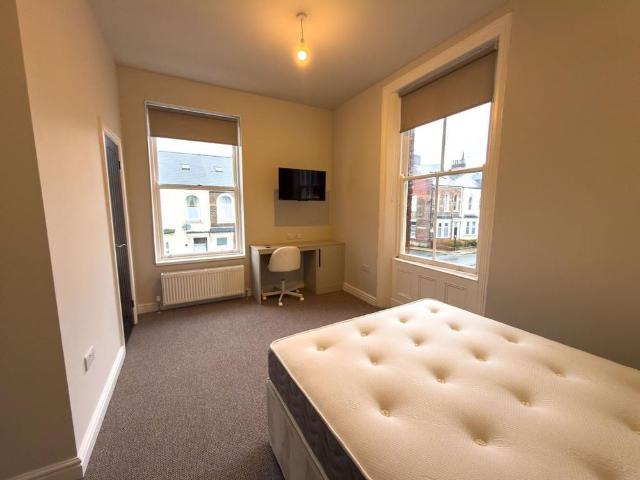1 bedroom terraced house to rent