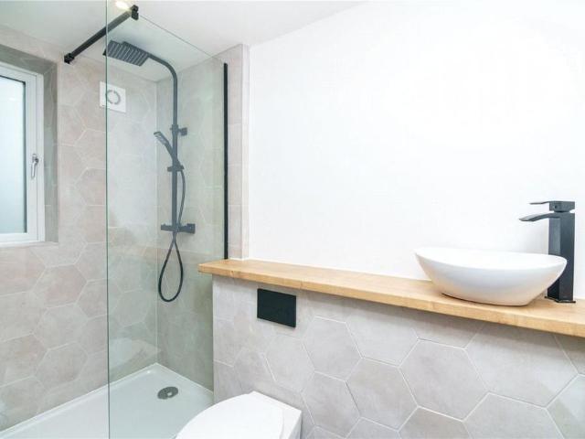1 bedroom terraced house to rent