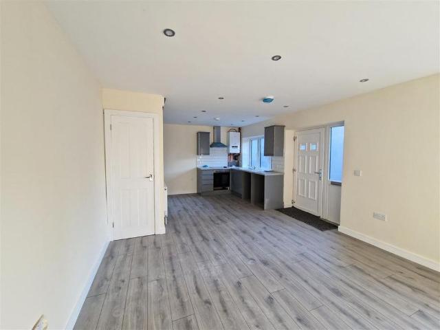 1 bedroom terraced house to rent