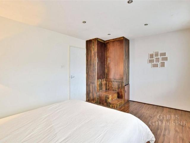 1 bedroom terraced house to rent