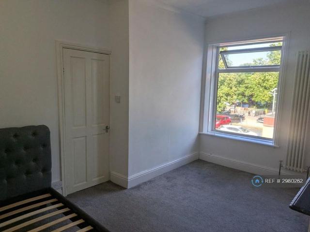 1 bedroom terraced house to rent