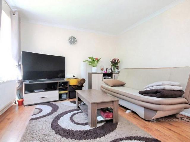 1 bedroom terraced house to rent