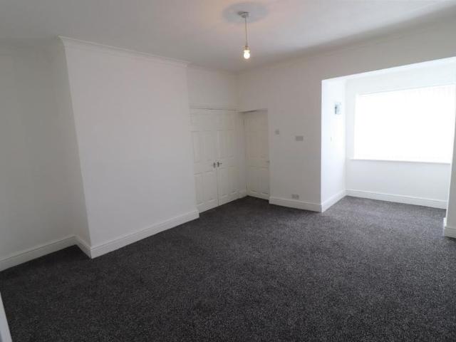 1 bedroom terraced house to rent