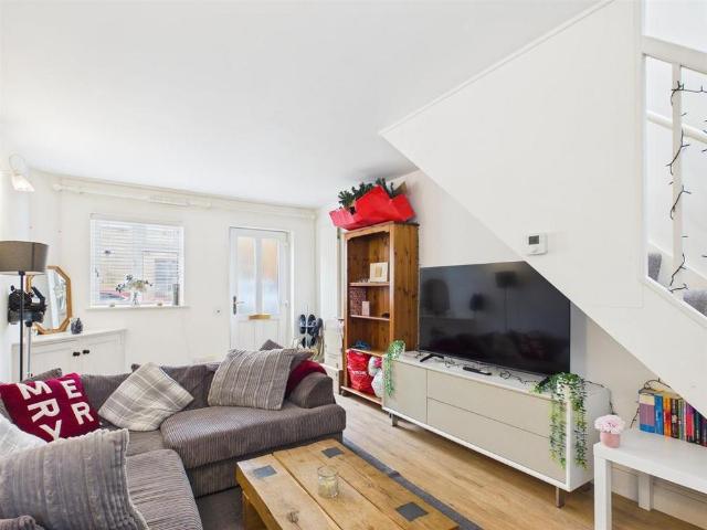 1 bedroom terraced house to rent