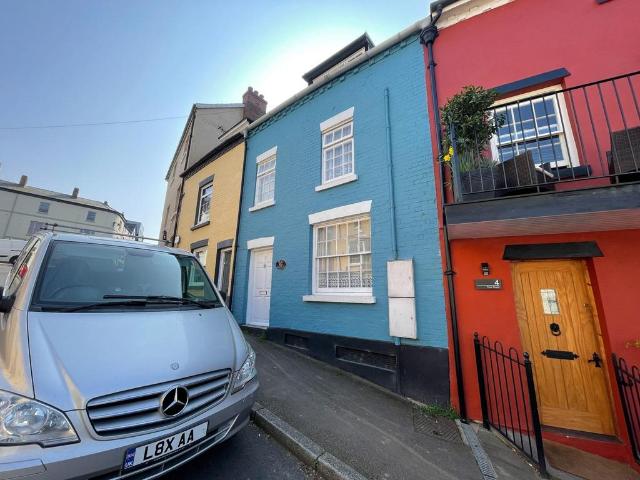 1 bedroom terraced house to rent