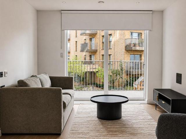 1 bedroom terraced house to rent