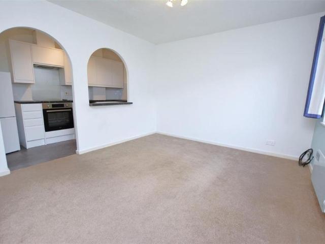 1 bedroom terraced house to rent