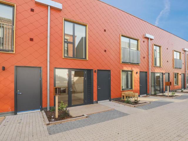 1 bedroom terraced house to rent