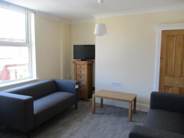 1 bedroom terraced house to rent