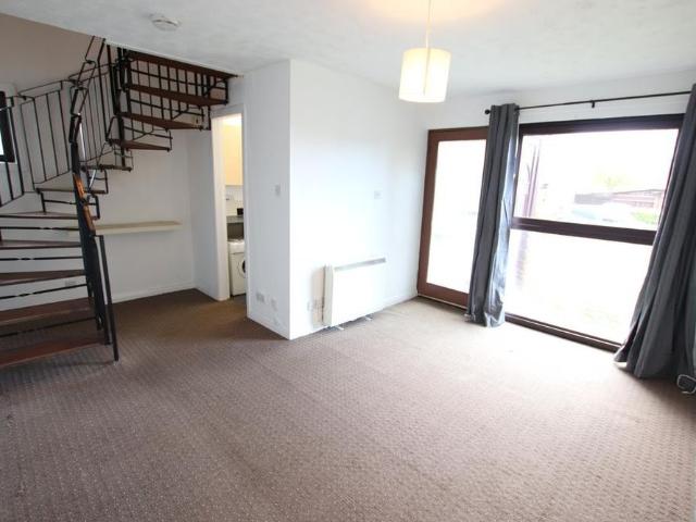 1 bedroom terraced house to rent