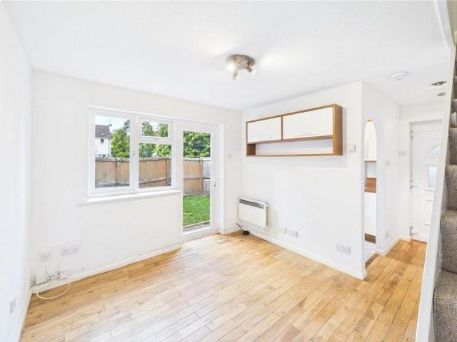 1 bedroom terraced house to rent