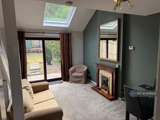 1 bedroom terraced house to rent