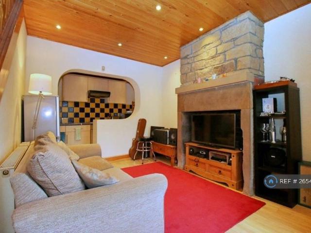 1 bedroom terraced house to rent