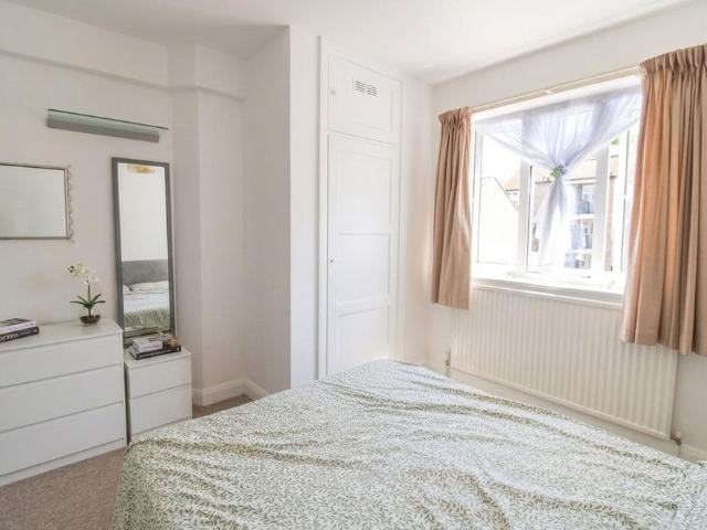 1 bedroom terraced house to rent