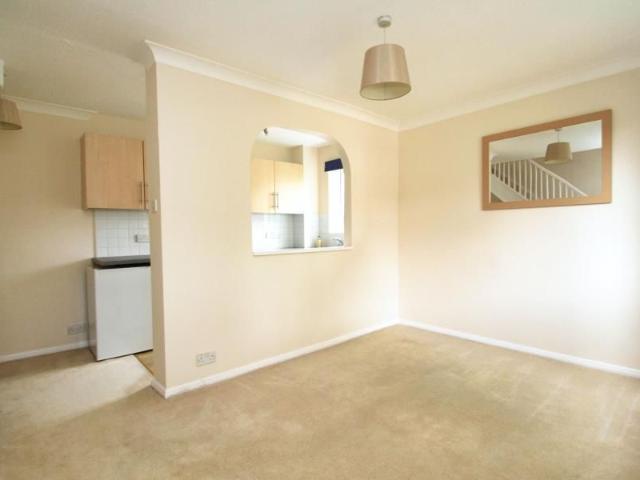 1 bedroom terraced house to rent