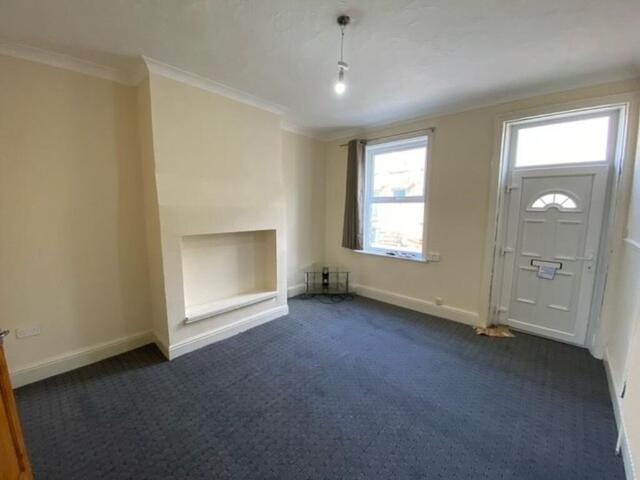 1 bedroom terraced house to rent