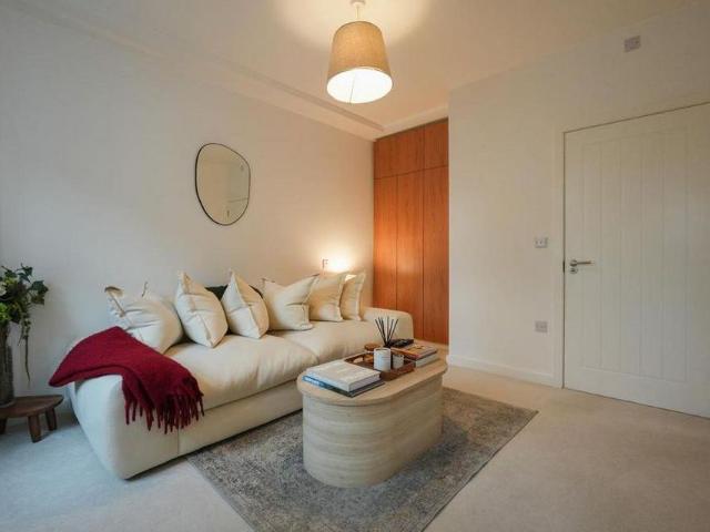 1 bedroom terraced house to rent