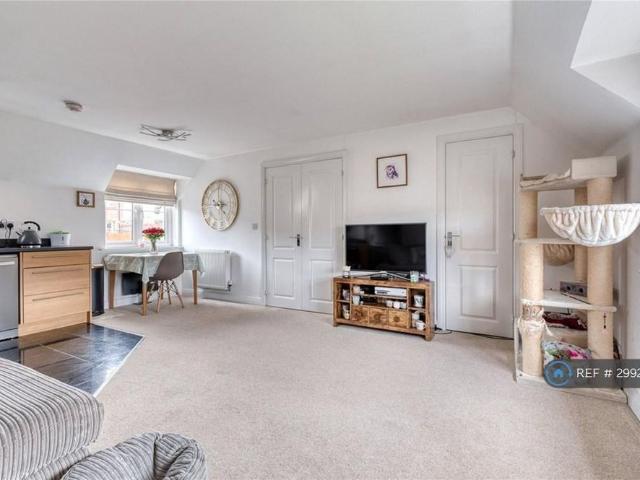 1 bedroom terraced house to rent