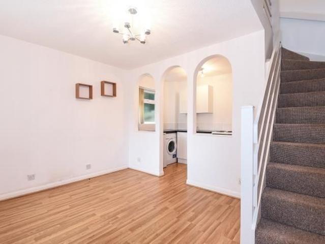1 bedroom terraced house to rent