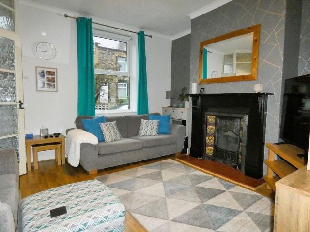 1 bedroom terraced house to rent