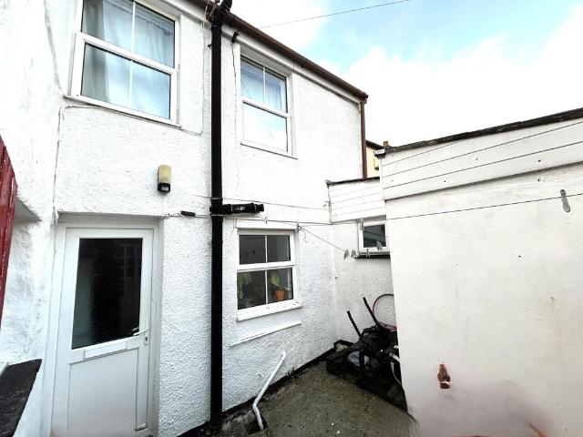 1 bedroom terraced house to rent