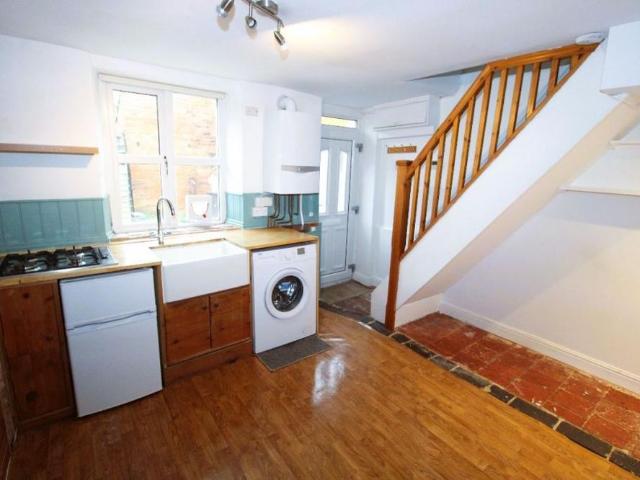 1 bedroom terraced house to rent