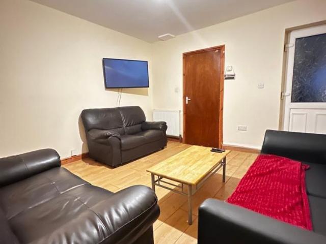 1 bedroom terraced house to rent