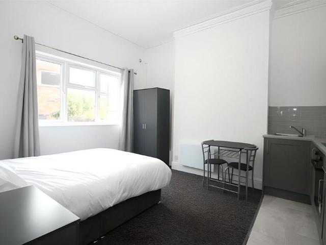 1 bedroom terraced house to rent